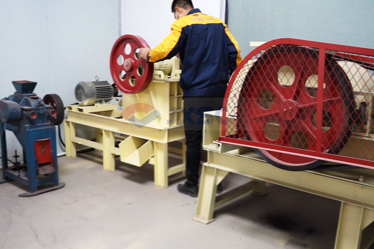 Get To know The Top 4 Must-Have Crushers For Lab Testing - JxscLab