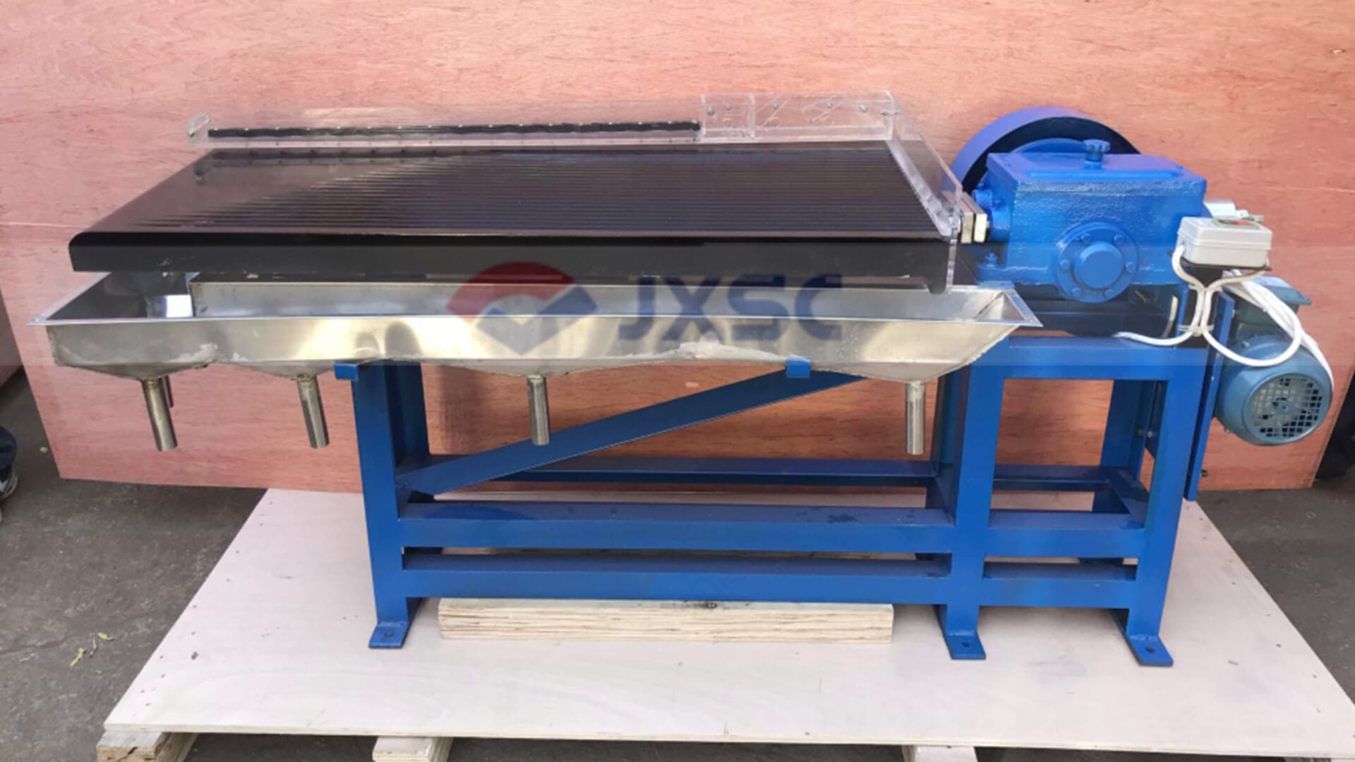 Two Types Of Shaking Table Commonly Used In Lab Mineral Processing - JxscLab